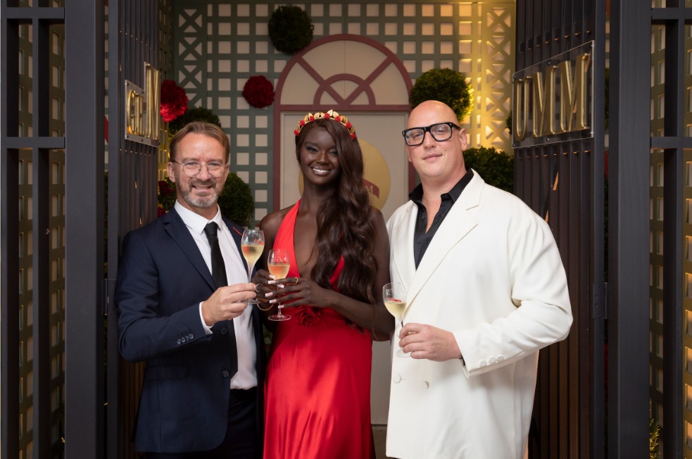 PHOTO SPECIAL: Mumm unveils its Birdcage marquee - Drinks Digest