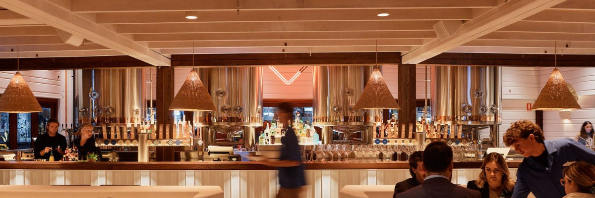 Felons opens seafood dining room and bar in Manly - Drinks Digest